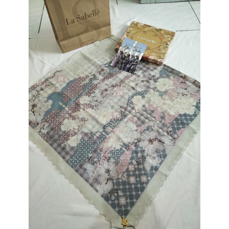 Jual Scarf La Sabelle In Middle East: Abu Dhabi La Sabelle series Raya ...