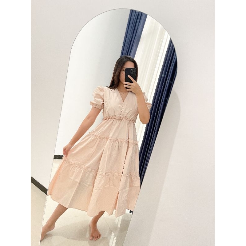 Jual [PRELOVED] CUTE DRESS. UNTUK PESTA ATAU JALAN JALAN. REAL PHOTO ...