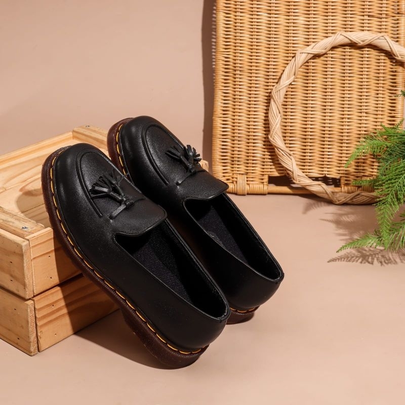 Jual sepatu tassel loafers docmart Flavio Boston kulit asli | Shopee ...