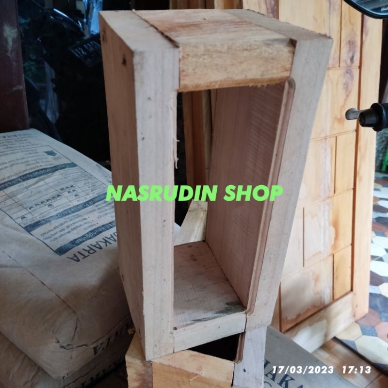 Jual ROSTER KAYU MAHONI / LOSTER KAYU MAHONI UNTUK PINTU RUMAH / LUBANG ...
