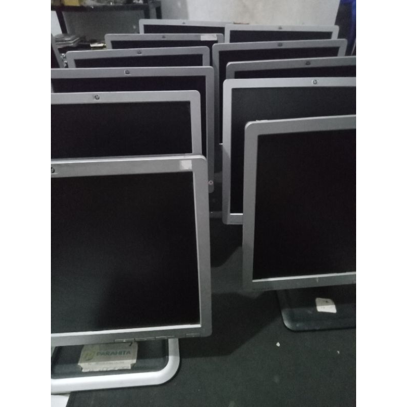 Jual Monitor LCD 17 Kotak | Shopee Indonesia