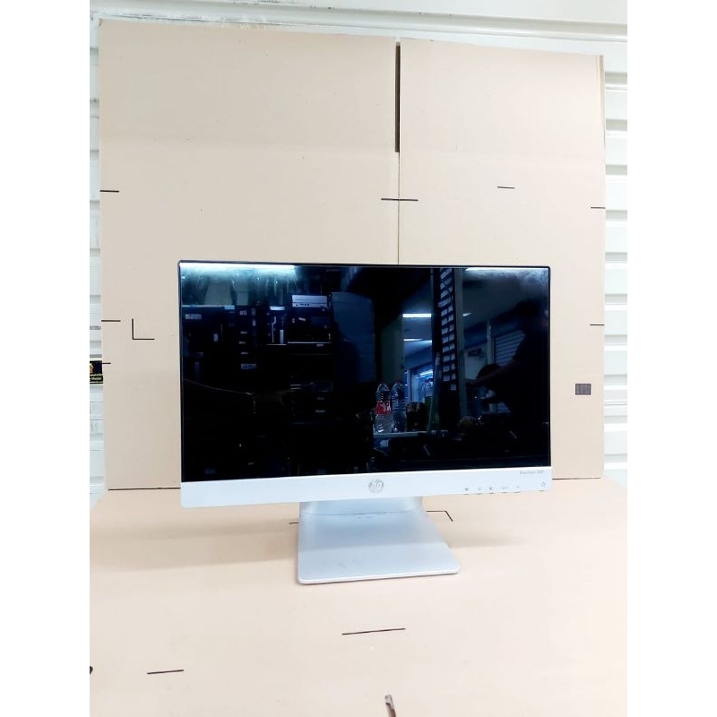 Jual MONITOR LED 20 INCHI IPS WIDE SCREN BERGARANSI | Shopee Indonesia