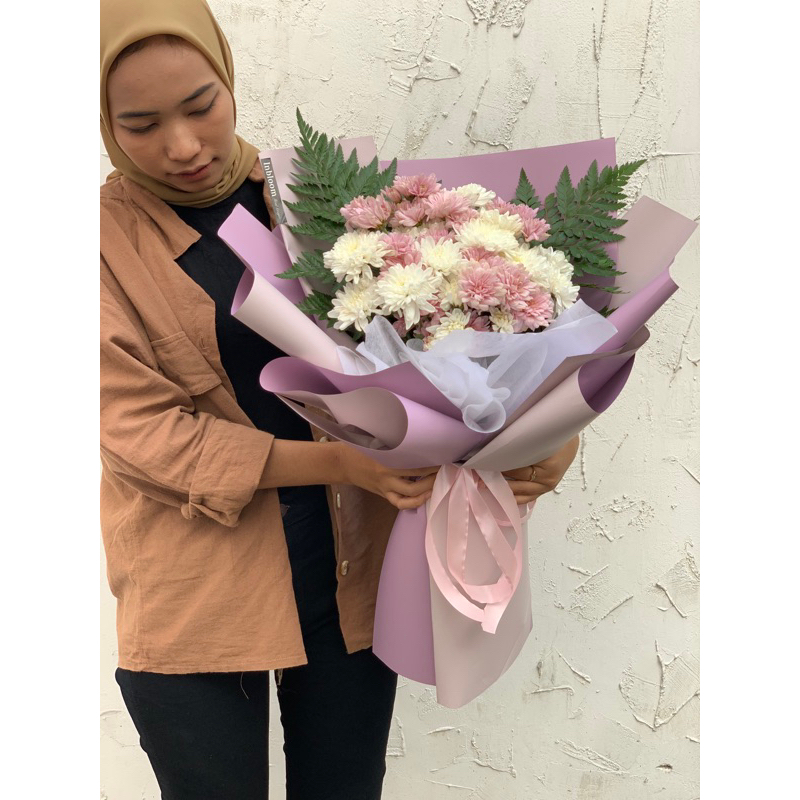 Jual INBLOOM FLORIST/ Clarissa Bouquet / Bunga Wisuda / birthday ...