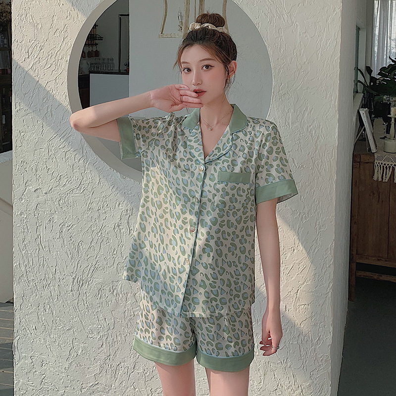 Jual Baju Tidur Wanita Setelan Piyama Motif Hijau Macan Tutul Lengan ...