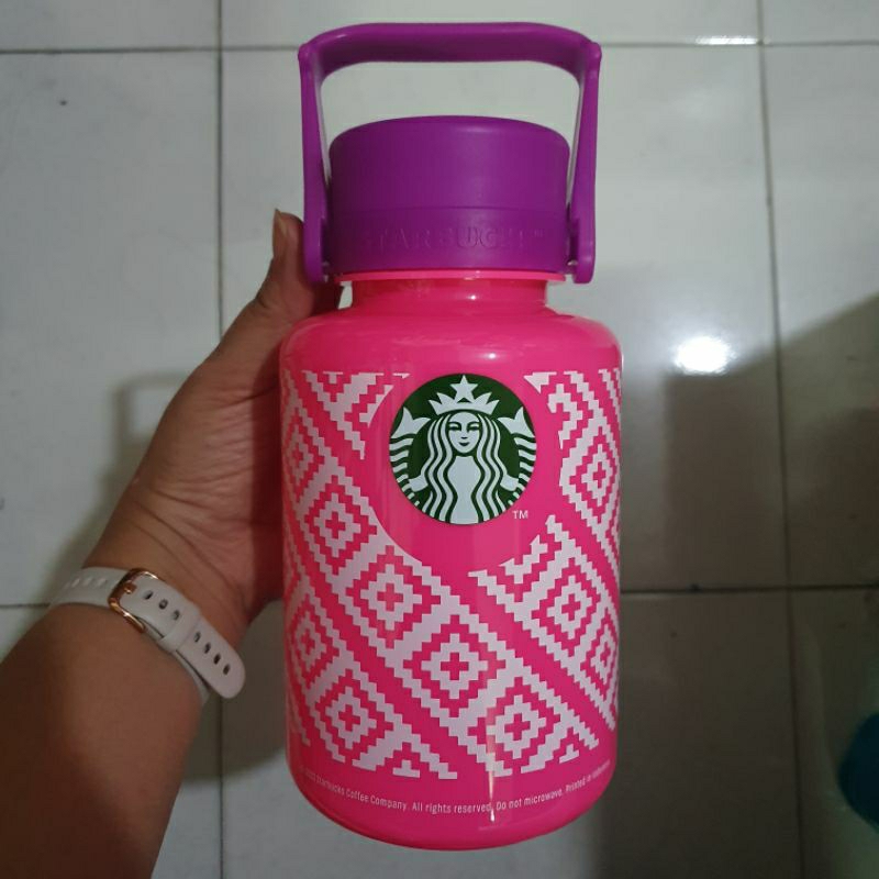Jual Starbucks plastic reusable colourful weave water Bottle 1 Liter ...
