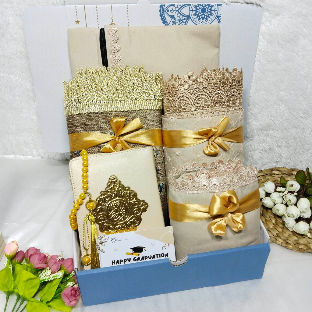 Jual Seperangkat Alat Sholat Seserahan / Alat Sholat Seserahan 1 Paket ...