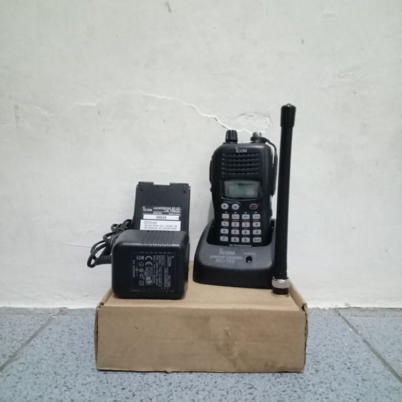 Jual HT Icom ic-v85 fullset bekas | Shopee Indonesia