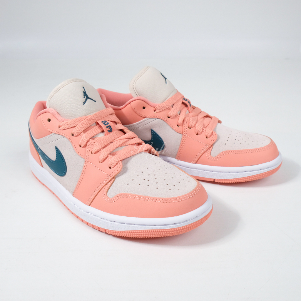 Jual Air Jordan 1 Low Light Madder Root (W) DC0774-800 | Shopee Indonesia