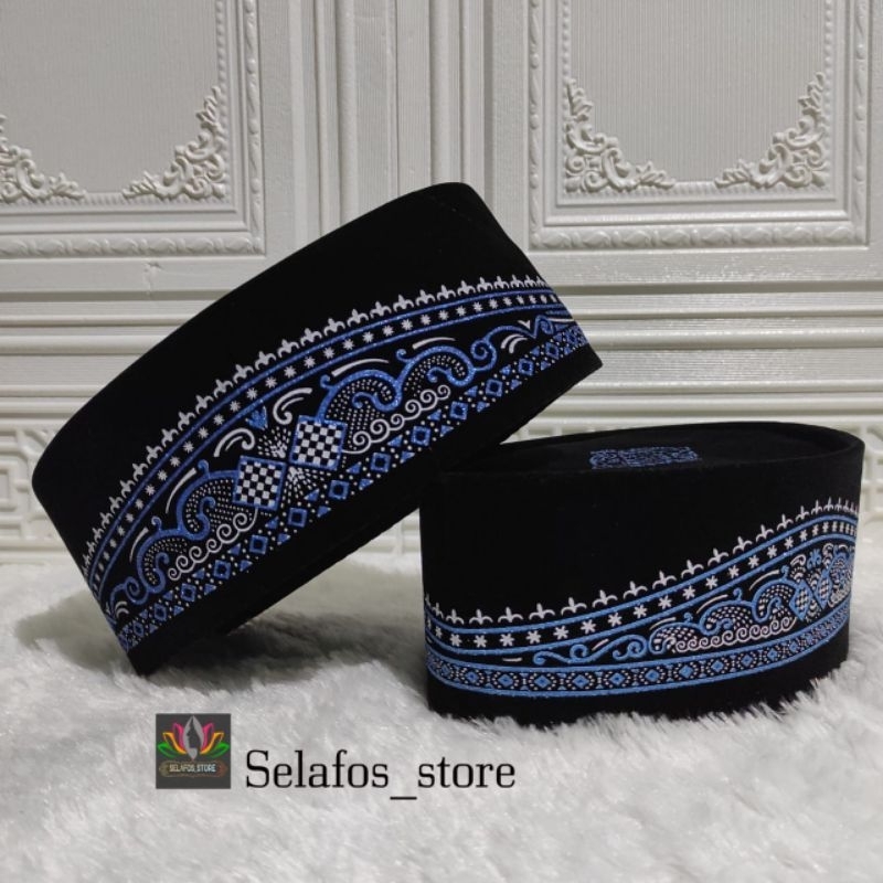 Jual Peci Songkok Kopiah Hitam Motif Songket Batik Warna Gold tinggi ...