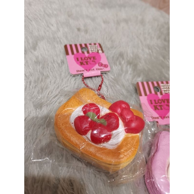 Jual SUPER RARE mini tag hello kitty tuxedosam keroppi puchi melody ...