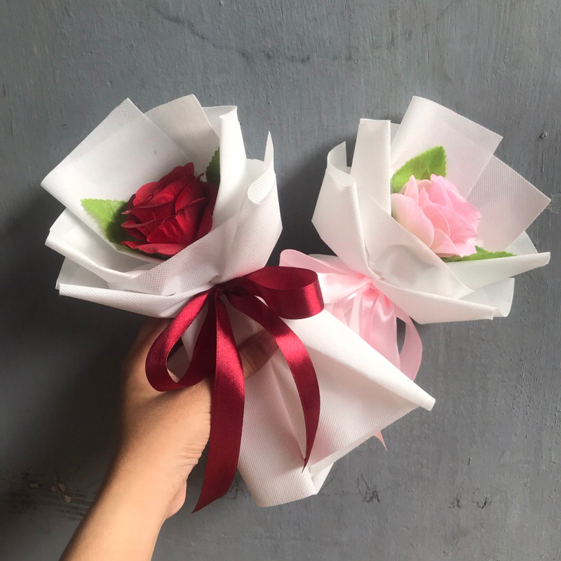 Jual Single rose | Bunga mawar satuan | Buket wisuda| buket bunga ...