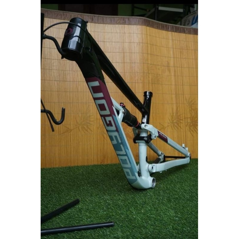 Jual Frame set polygon siskiu D7 27,5S | Shopee Indonesia