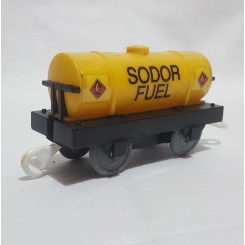 Jual Takara Tomy Keret Plarail Gerbong Tangki Oli Sodor Fuel Oil ...