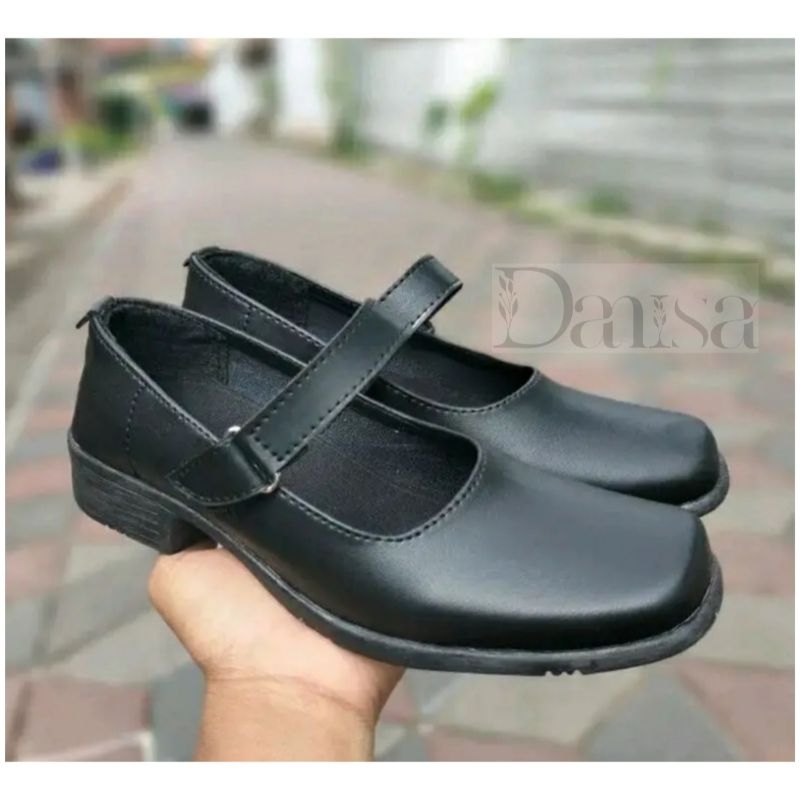 Jual Sepatu Pantofel Wanita - Sepatu Paskibra cewek - Paskib 3cm ...