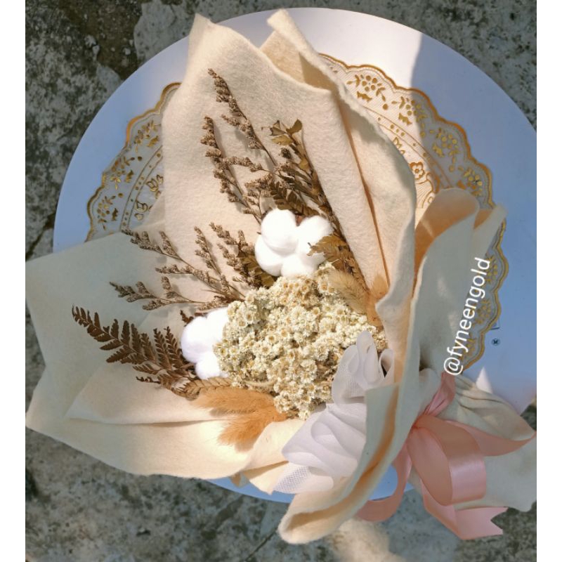 Jual Buket Bunga Kering Asli (Dried Flowers) Edelweis | Shopee Indonesia