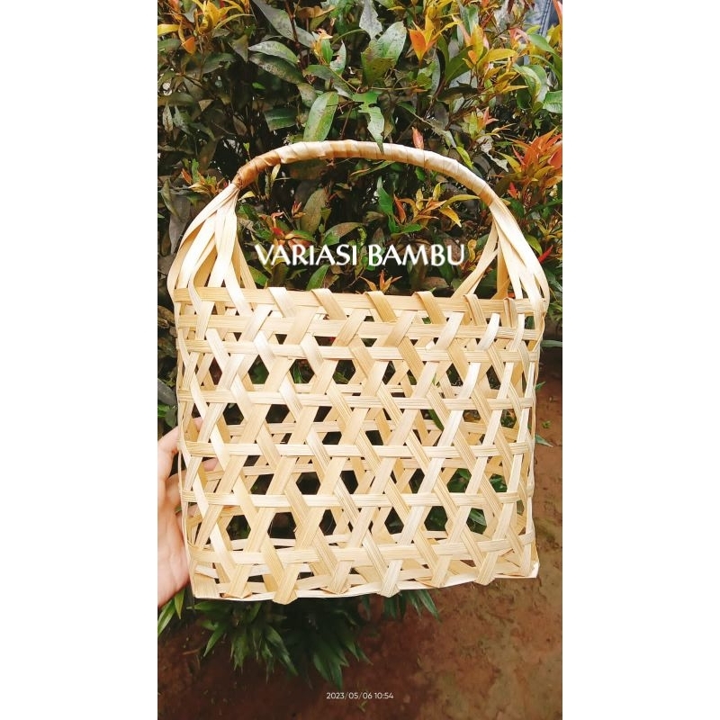 Jual Keranjang anyaman bambu ukuran 24x10x20 | Shopee Indonesia