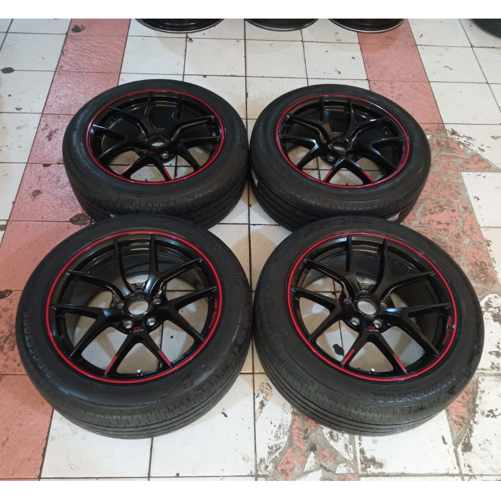 Jual Velg Mobil Racing Bekas Copotan Mobil Innova Ring 18 Lebar Velg 8 ...