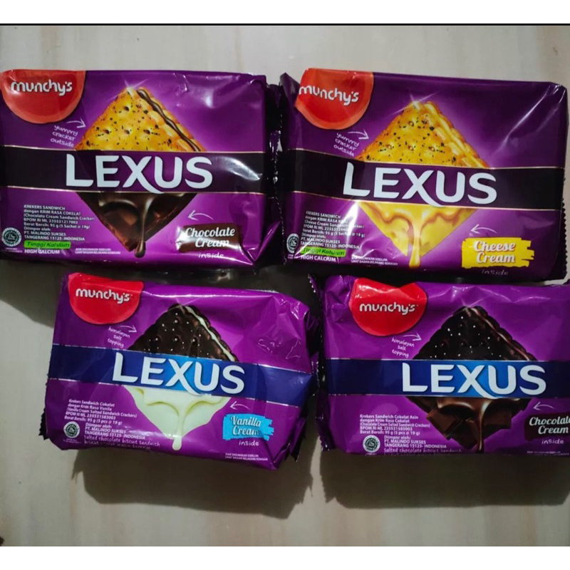 Jual Munchy's Lexus Sandwich Crackers Cream 76gr, biskuit coklat ...