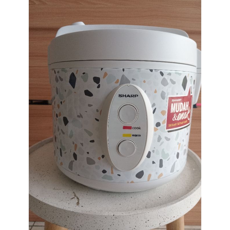 Jual SHARP - Rice Cooker Magic com Penanak Nasi Serbaguna 1,8 Liter KS ...
