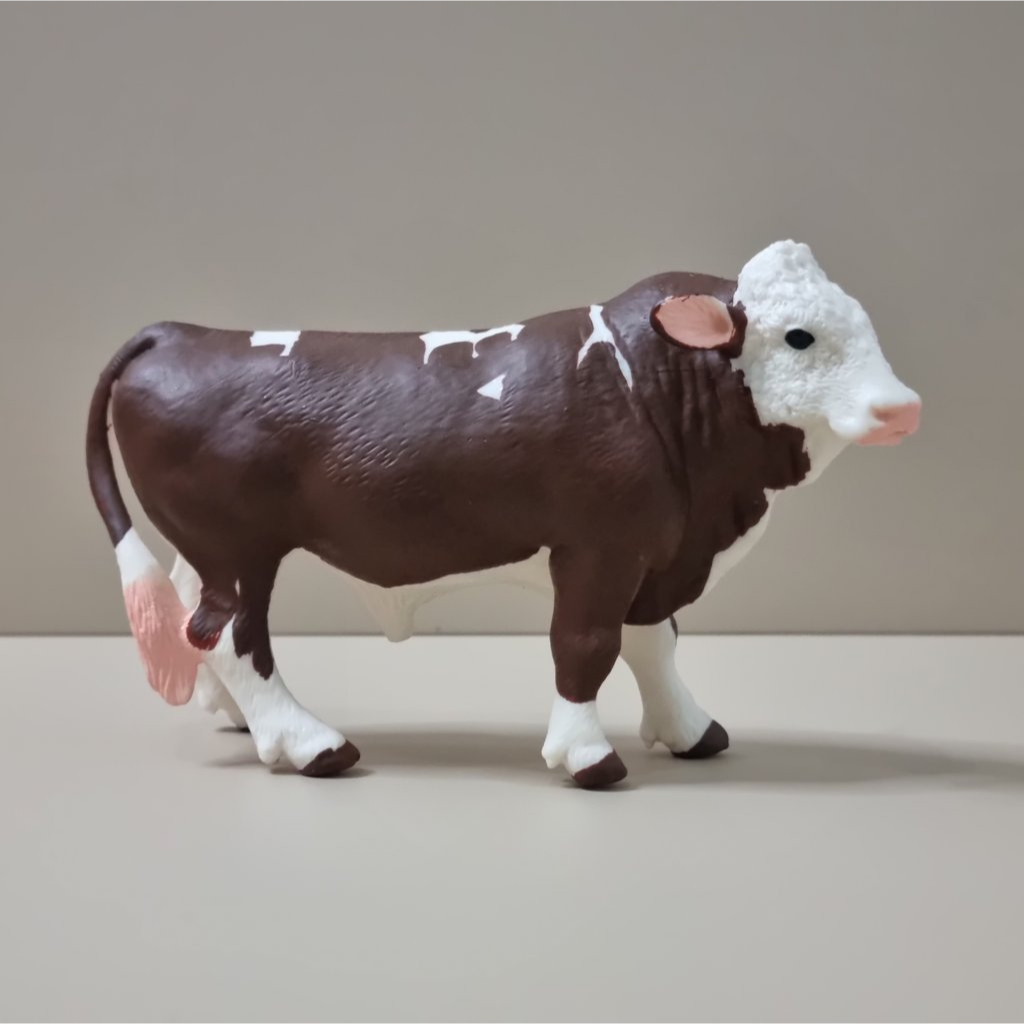 Jual Figur Hewan Sapi Simmental Jantan coklat Miniatur detail rapi 13 ...