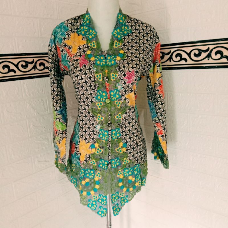 Jual KEBAYA BATIK BORDIR | Shopee Indonesia