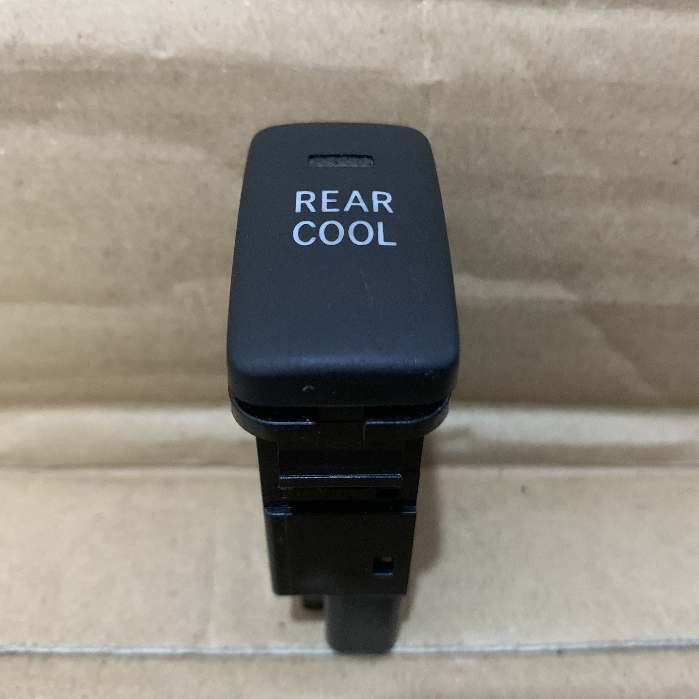 Jual Switch Tombol Saklar Rear Cool Fortuner Innova Hilux Original ...