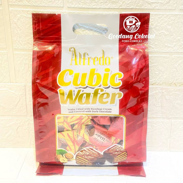 Jual Alfredo Cubic Wafer Hazelnut Milk Chocolate Durian Musang King ...
