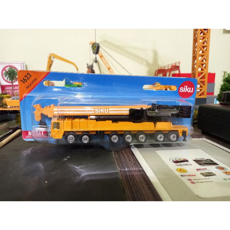 Jual Diecast Mega Lifter 7 Axle Crane | Shopee Indonesia