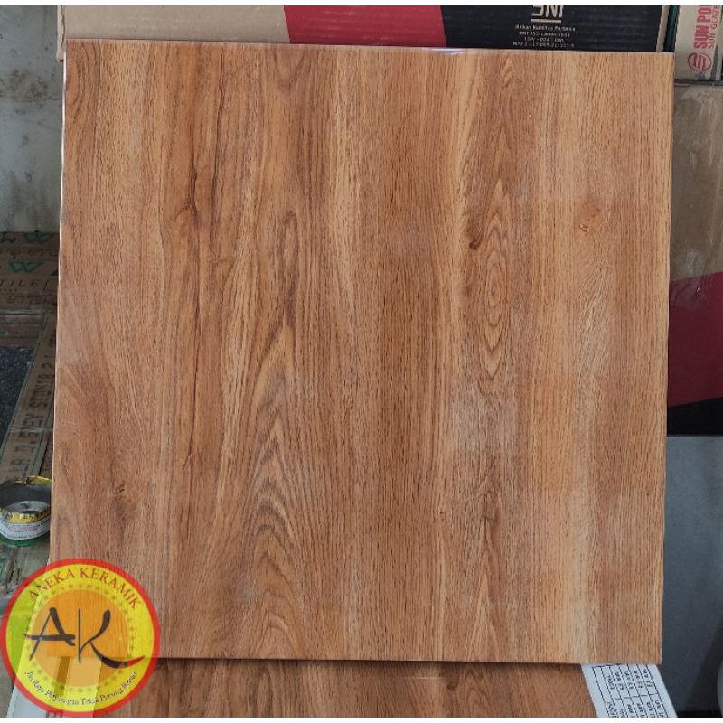 Jual Keramik Lantai Ruangan Motif Urat Kayu Glossy Kilap 50x50 | Shopee Indonesia