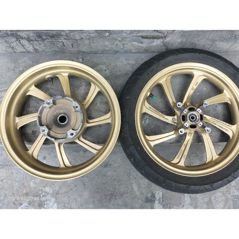 Jual velg pcx original gold | Shopee Indonesia