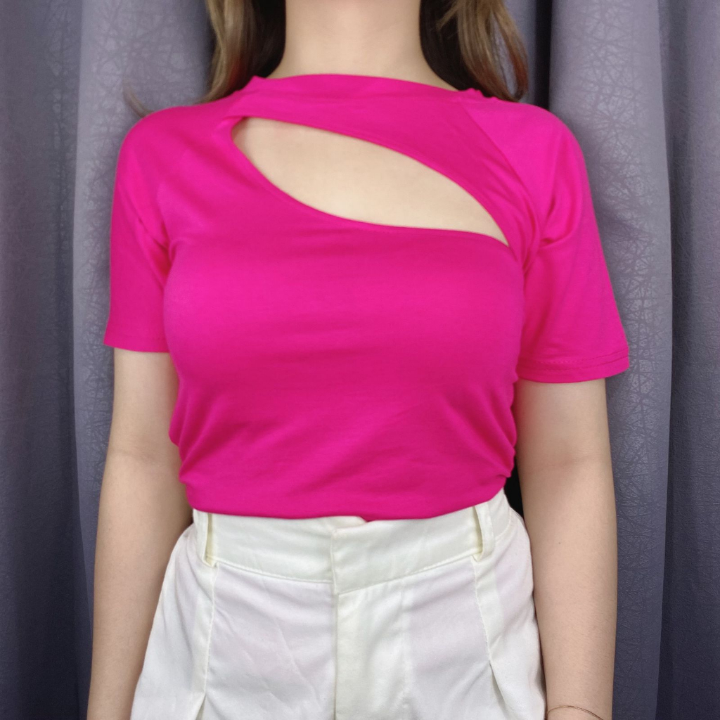 Jual Crop Top Chest Cut Out | Shopee Indonesia