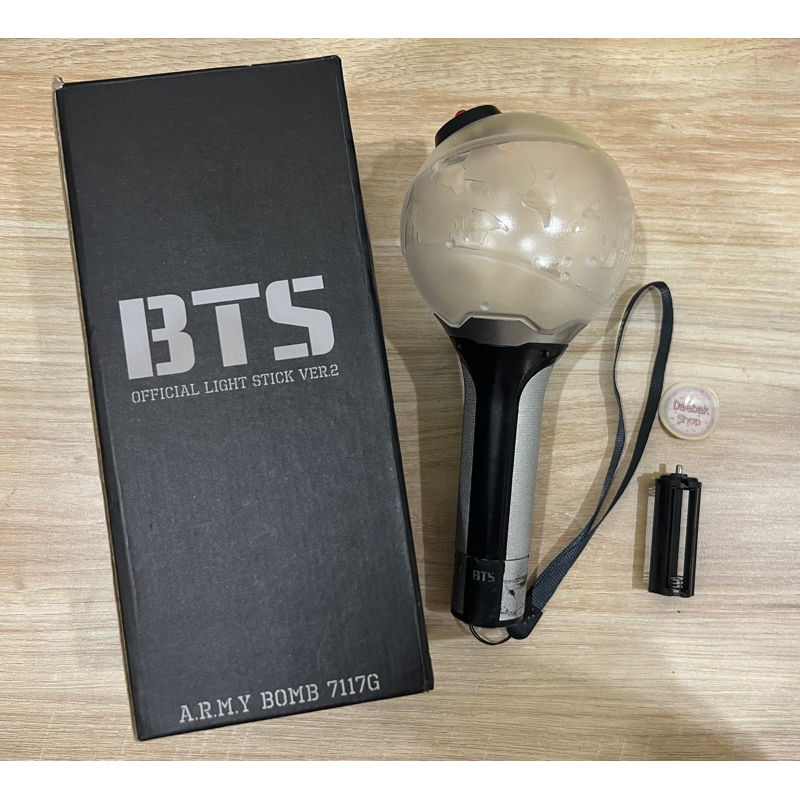 Jual Lightstick Bts Ver 2 Unofficial Preloved ls army bomb version 2 ...