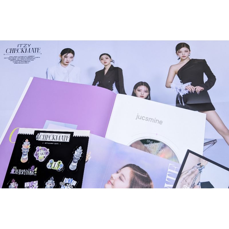 Jual ALBUM ONLY ITZY CHECKMATE STANDARD ver. (YEJI) | Shopee Indonesia