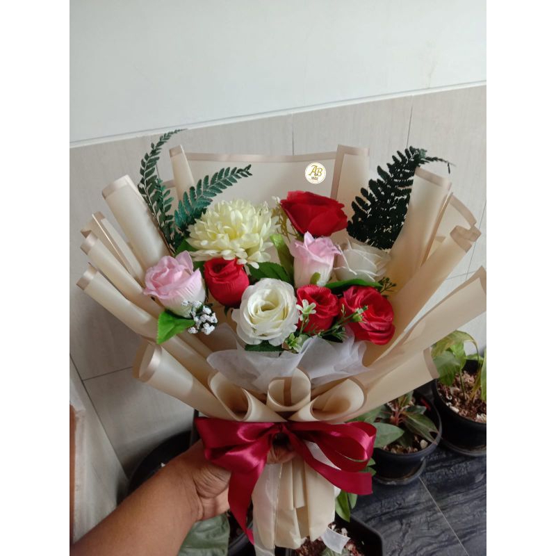 Jual buket bunga artificial,buket tunangan,ultah dll ( AB florist ...