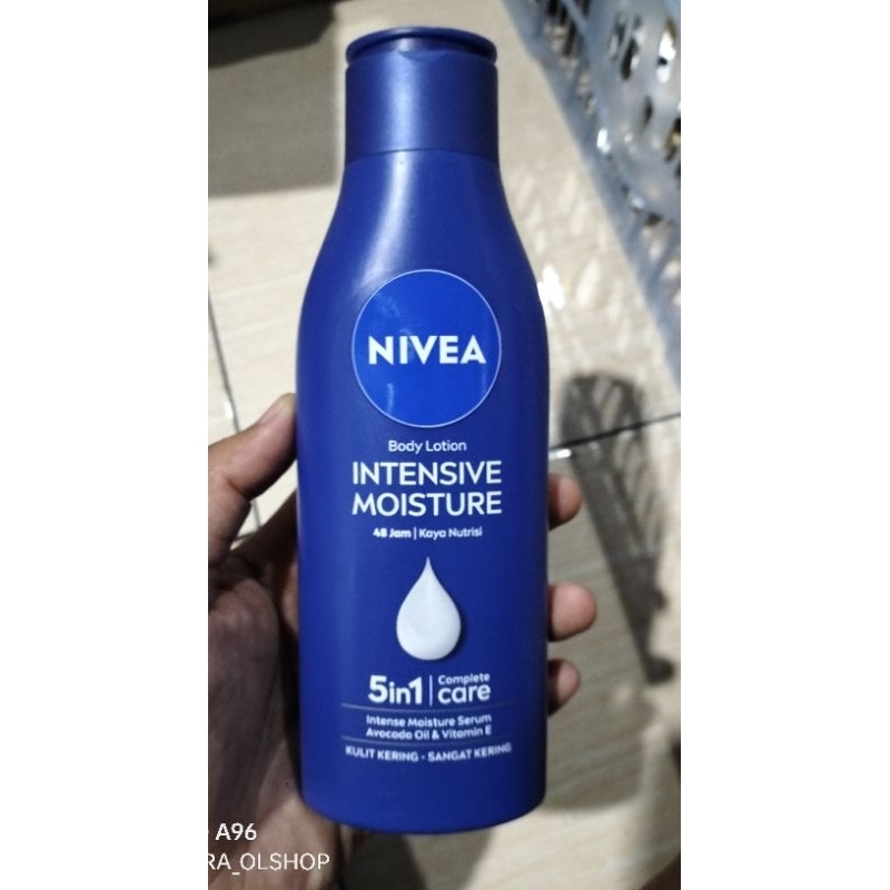 Jual Nivea Extra Bright 10 super vitamins & skin foods serum in lotion ...