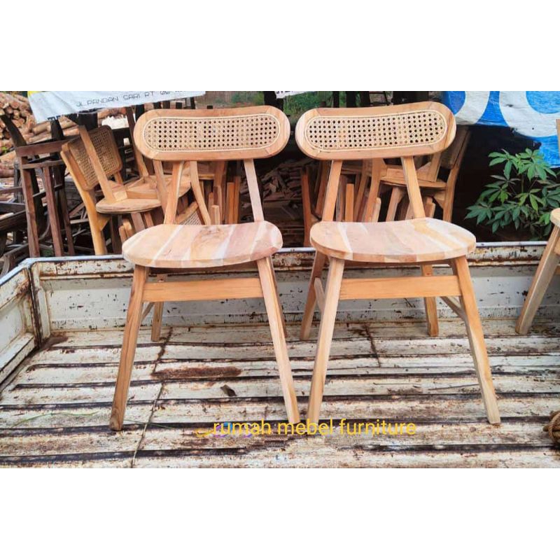 Jual kursi rotan kursi ropan rotan/kursi kayu cafe/resto/pantai/filla ...