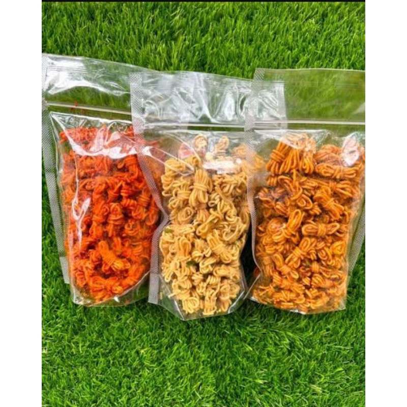 Jual PAKET HEMAT 3 RASA 200 gram Mie Gulung kriyuk pedas dan gurih ...