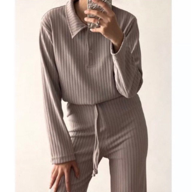 Jual Top knit warna cream (Puff It Up) | Shopee Indonesia