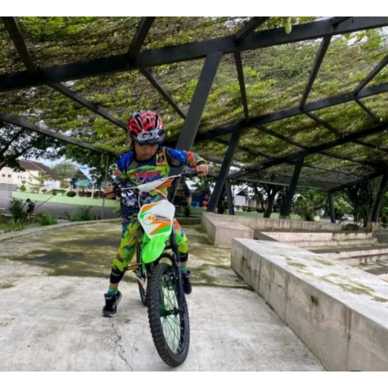 Jual Sepeda anak laki laki 16 inchi BMX montana cross trail sepeda anak ...