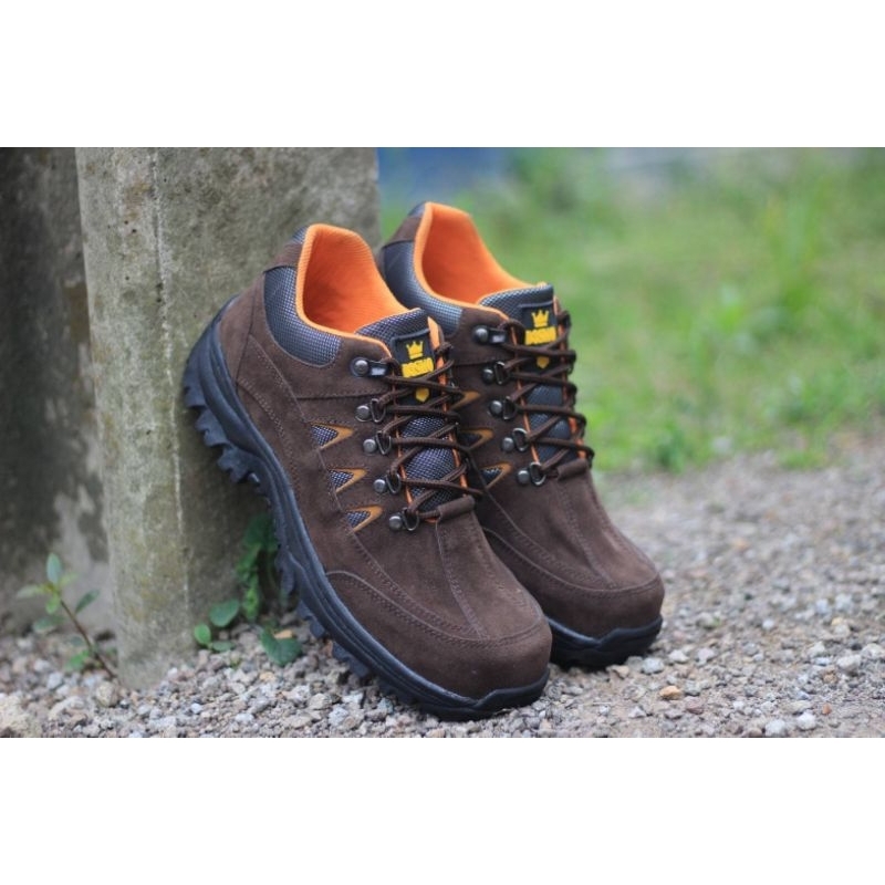 Jual Sepatu Gunung Pria - Brown Orange | Sepatu Gunung pria safety ...