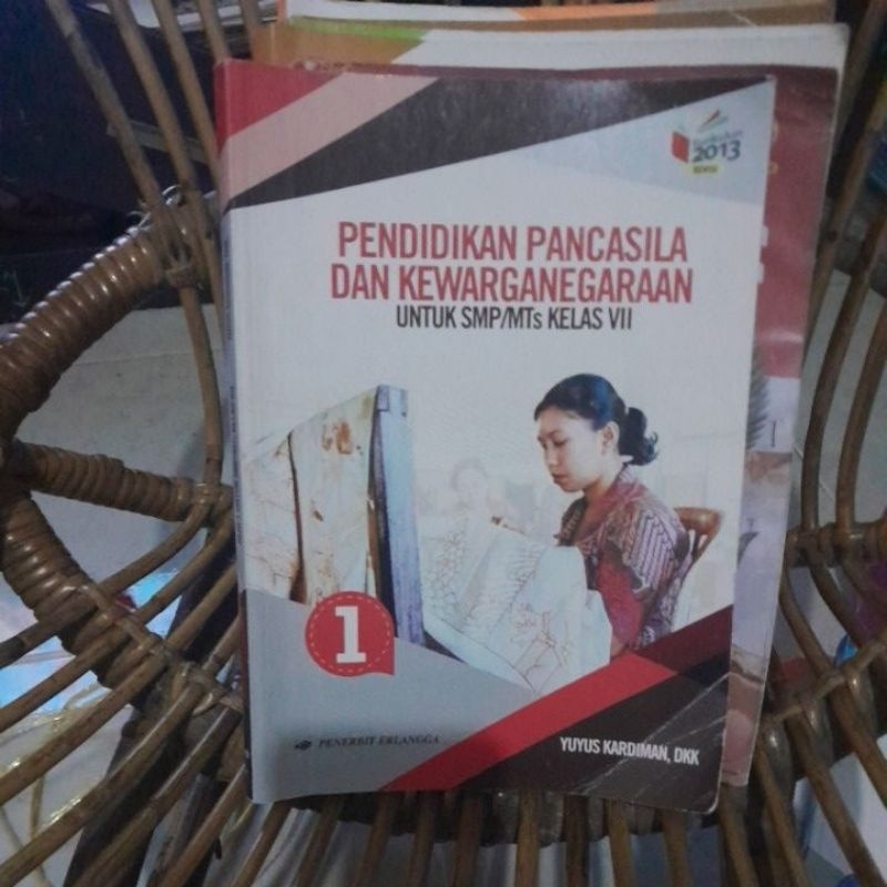 Jual BUKU PPKN (PENDIDIKAN PANCASILA DAN KEWARGANEGARAAN) SMP KELAS 7 REVISI PENERBIT ERLANGGA ...