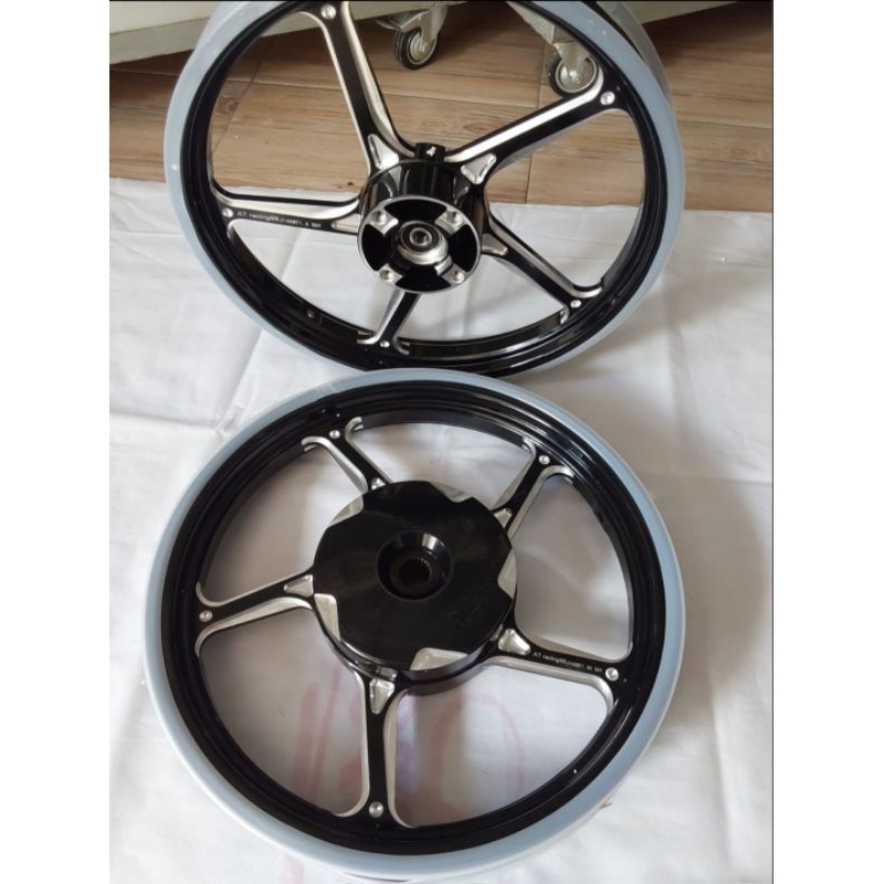 Jual velg Rs sport vario125, vario150 made in vietnam | Shopee Indonesia