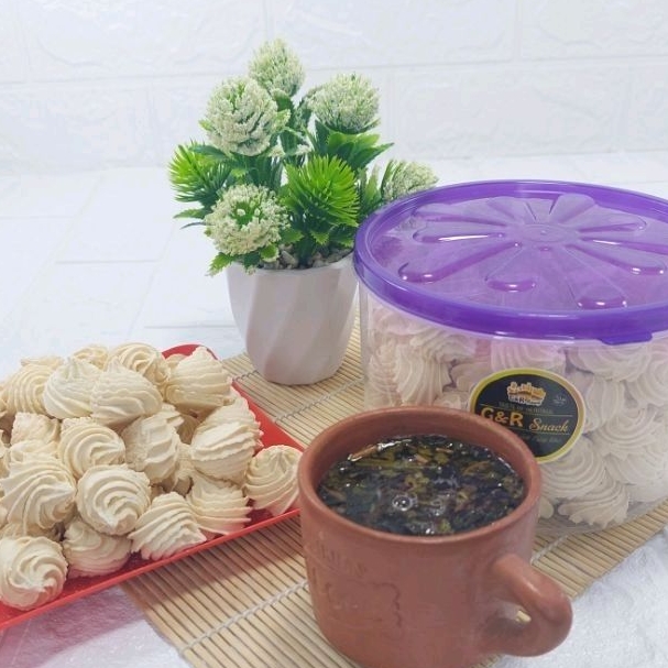 Jual SNACK SAGU SUSU KEMASAN TOPLES BERAT 400g CEMILAN MANIS GURIH ...