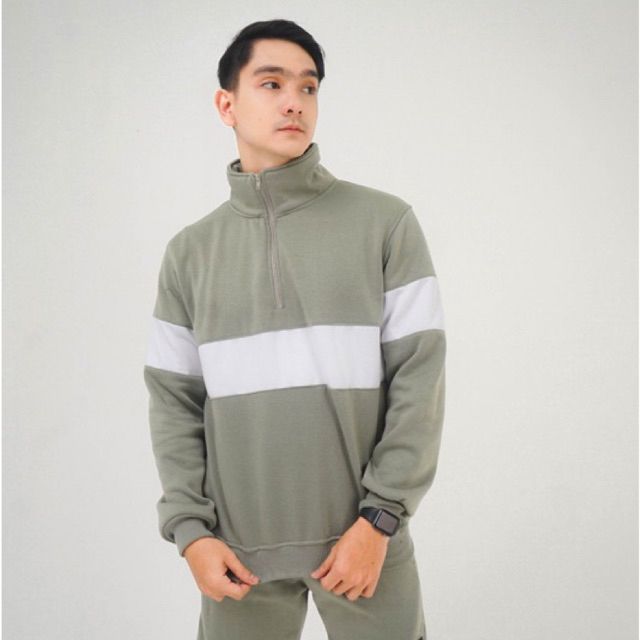 Jual Steigen Half Zipper Sage x White | Shopee Indonesia