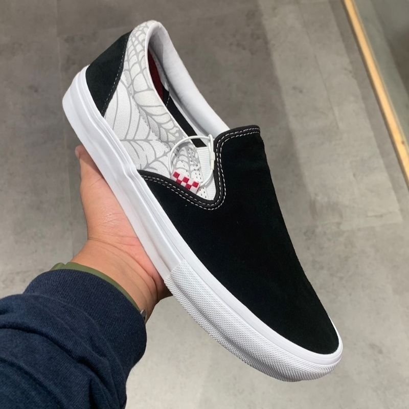 Jual VANS SLIP-ON SKATE BLACK WIDOW SPIDER | Shopee Indonesia