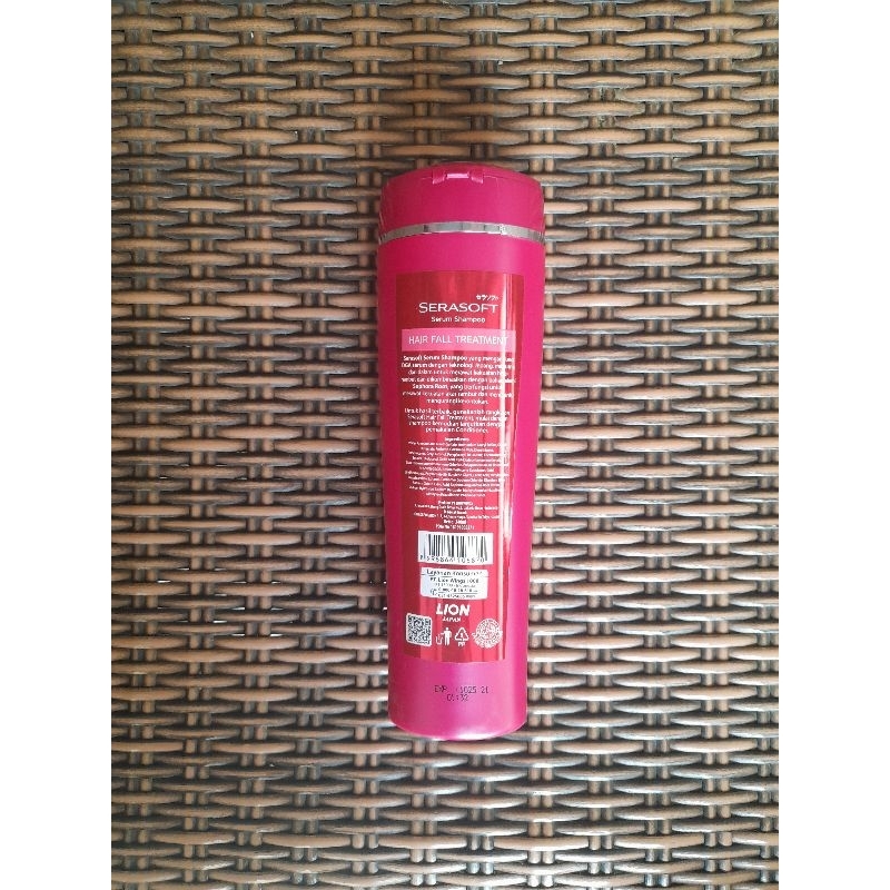 Jual Serasoft Shampo Hairfall Treatment 340ml | Shopee Indonesia