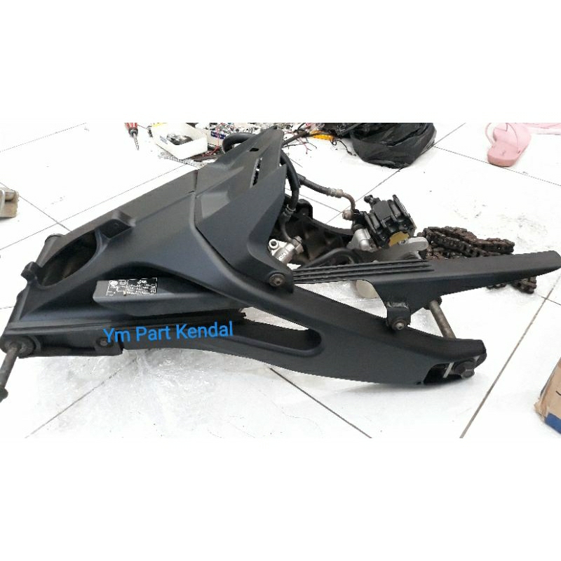 Jual Swing Arm r15v3 Mt-15 XSR Arm R15V4 Vixion R Arm r15vva set ...