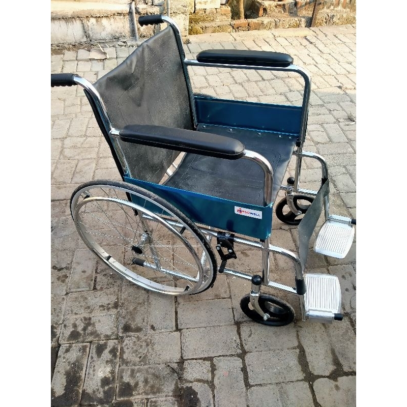 Jual KURSI RODA STANDART BERAT BEBAN MAX 100KG KURSI RODA ORANG SAKIT ...