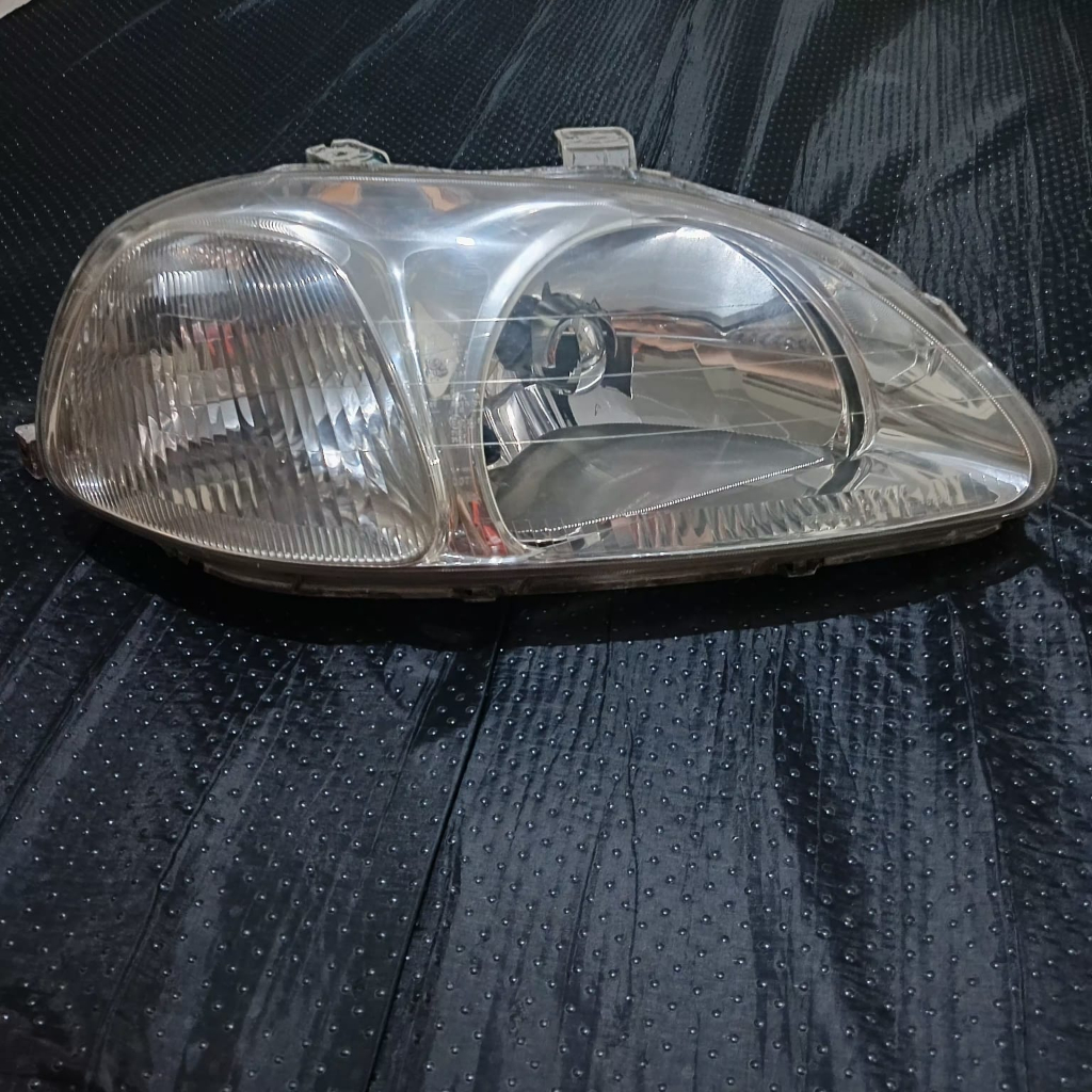 Jual Lampu Depan Head Lamp Honda Civic ferio 96-98 Bagian sopir ...