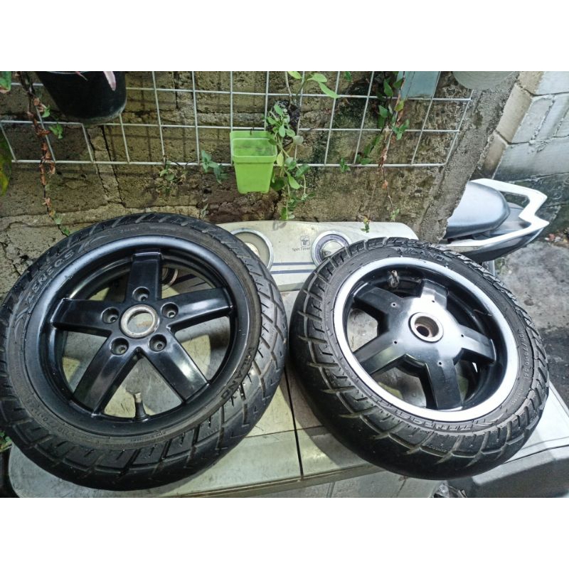 Jual Velg lx s vespa matic modern vesmet pelek racing palang original ...